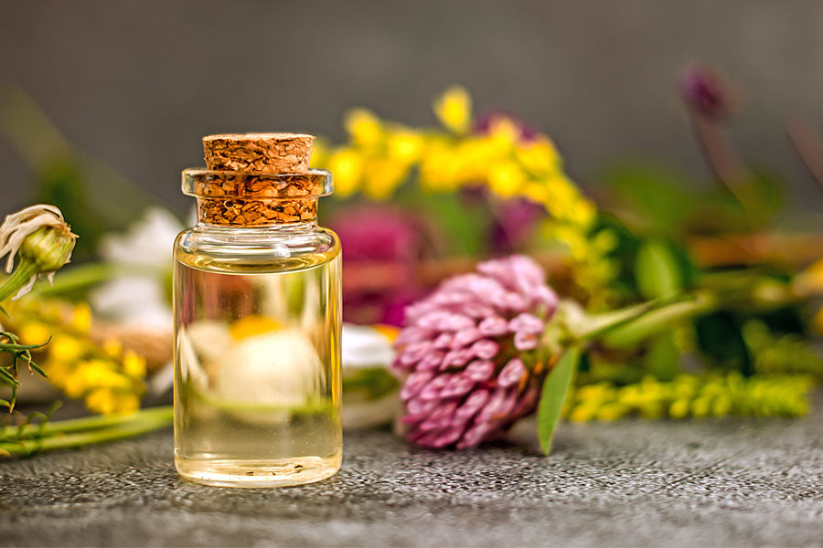 Learn How To Properly Use Lubricants & Avoid Health Issues